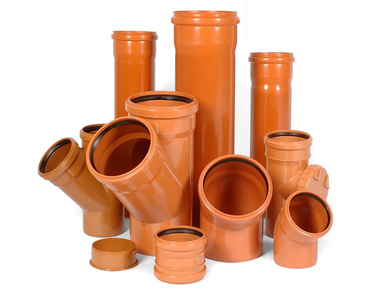 Gray and red sewer pipes: an overview and the main difference